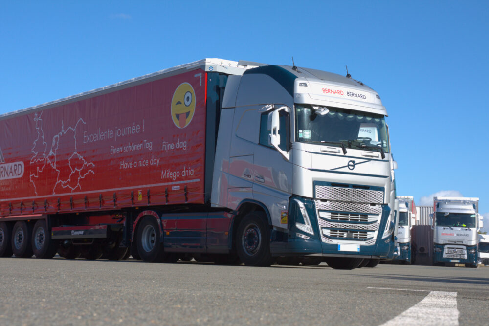 Découvrez notre expertise en transport Semi baché - Bernard & Bernard